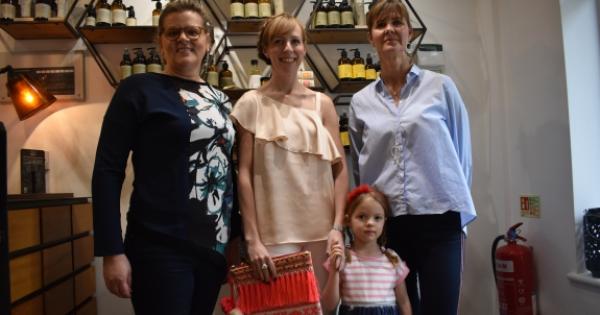 Woman wins makeover thanks to daughter’s drawing - Henley Standard